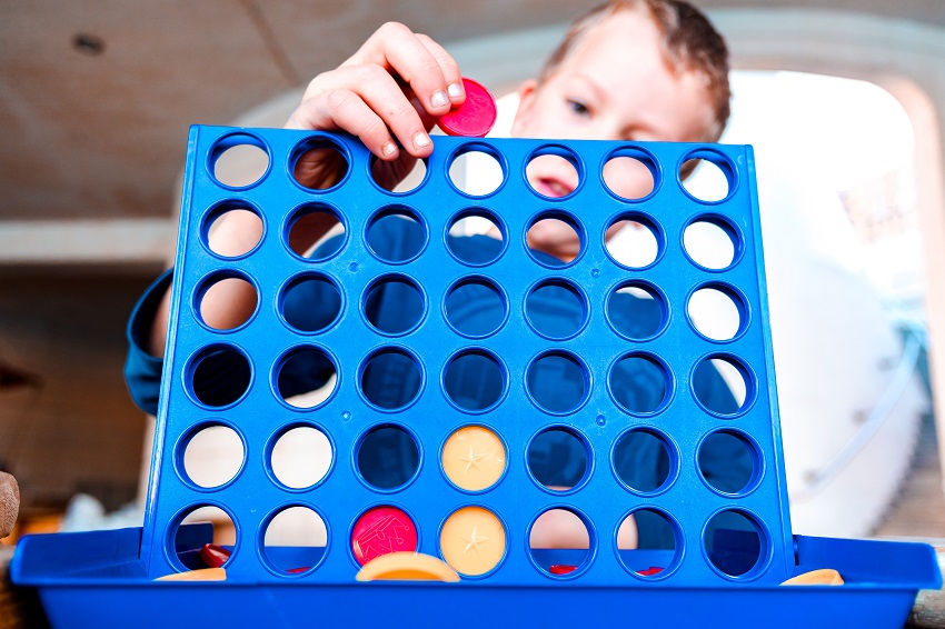 5 Fun Games To Play With Your Family And Loved Ones Mom Blog Society